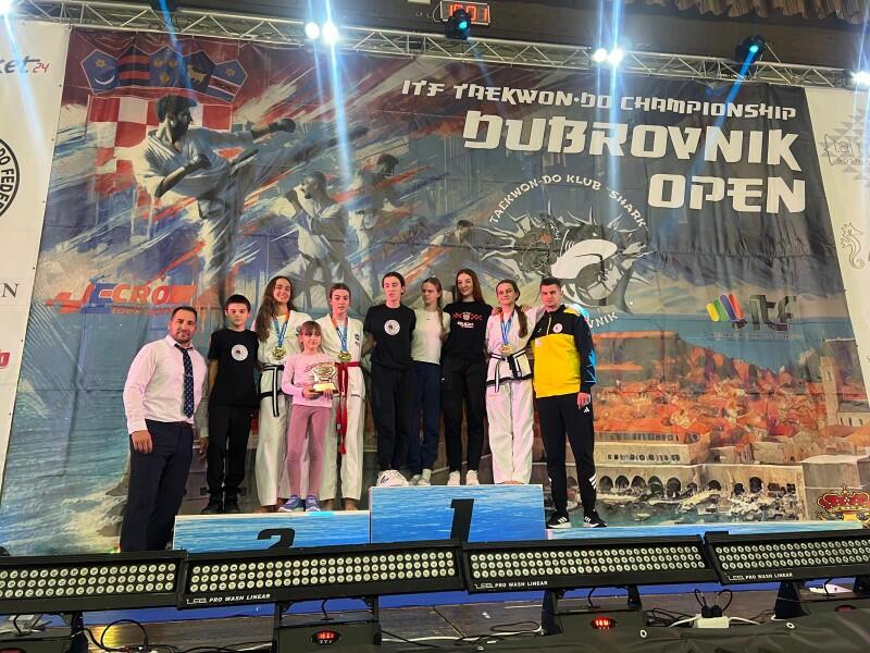 Članovima TKD Solaris 14 medalja u Dubrovniku, trener Erak proglašen ...